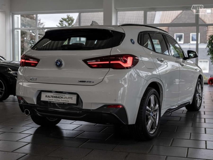 Balts BMW X2 2022 Kauņa, ar dzinēja tilpumu 1.50 L un nobraukumu 51 tūkst. km par 26407 €, foto 3 vietnē AUTOMOTO.COM.LV
