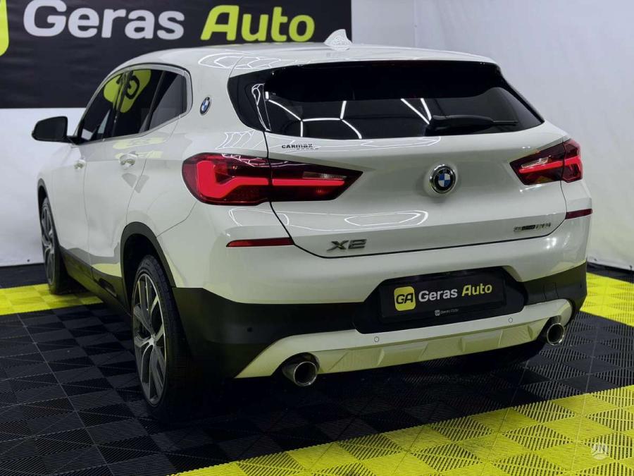 Balts BMW X2 2022 Viļņa, ar dzinēja tilpumu 2.00 L un nobraukumu 65 tūkst. km par 20500 €, foto 6 vietnē AUTOMOTO.COM.LV