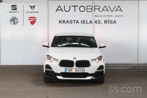 Balts BMW X2 2022 Rīga, ar dzinēja tilpumu 1.50 L un nobraukumu 111 tūkst. km par 25790 €, foto 3 vietnē AUTOMOTO.COM.LV