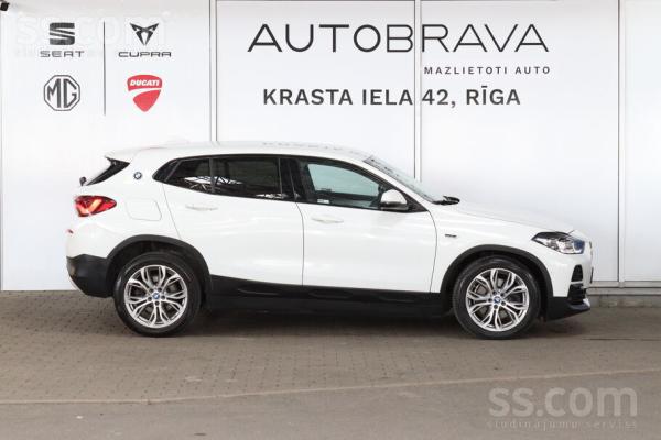 Balts BMW X2 2022 Rīga, ar dzinēja tilpumu 1.50 L un nobraukumu 111 tūkst. km par 25790 €, foto 5 vietnē AUTOMOTO.COM.LV