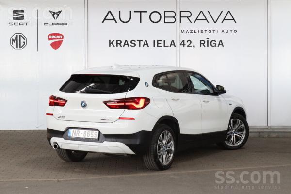 Balts BMW X2 2022 Rīga, ar dzinēja tilpumu 1.50 L un nobraukumu 111 tūkst. km par 25790 €, foto 6 vietnē AUTOMOTO.COM.LV