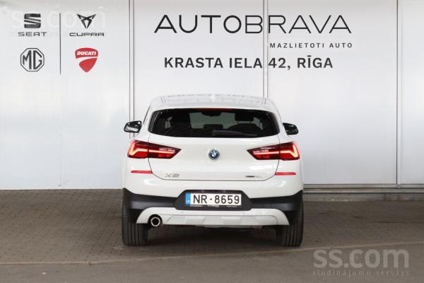 Balts BMW X2 2022 Rīga, ar dzinēja tilpumu 1.50 L un nobraukumu 111 tūkst. km par 25790 €, foto 7 vietnē AUTOMOTO.COM.LV