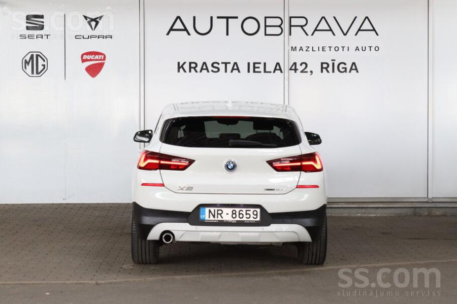 Balts BMW X2 2022 Rīga, ar dzinēja tilpumu 1.50 L un nobraukumu 111 tūkst. km par 25790 €, foto 8 vietnē AUTOMOTO.COM.LV