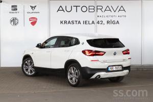 Balts BMW X2 2022 Rīga, ar dzinēja tilpumu 1.50 L un nobraukumu 111 tūkst. km par 25790 €, foto 9 vietnē AUTOMOTO.COM.LV