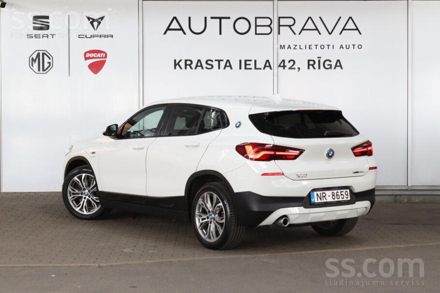 Balts BMW X2 2022 Rīga, ar dzinēja tilpumu 1.50 L un nobraukumu 111 tūkst. km par 25790 €, foto 9 vietnē AUTOMOTO.COM.LV