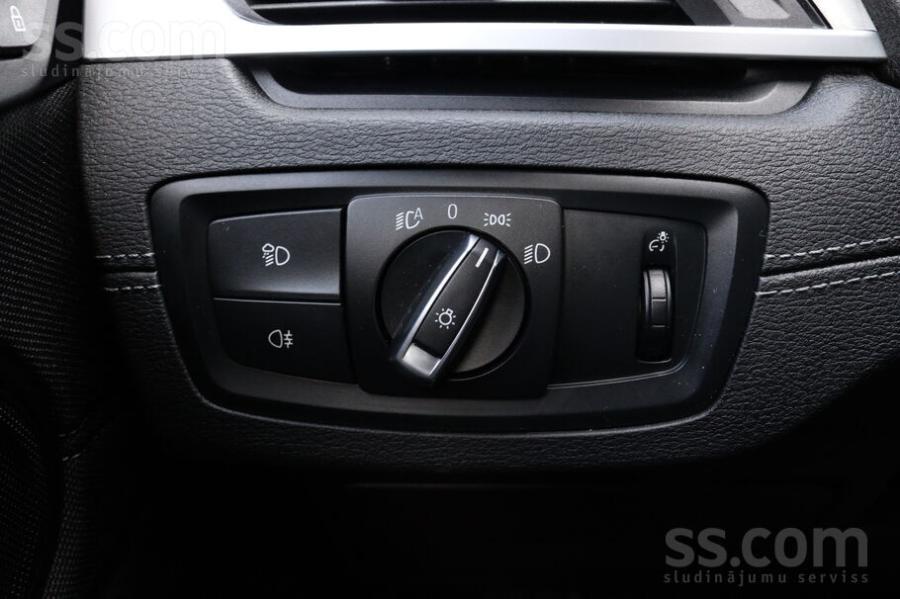 Balts BMW X2 2022 Rīga, ar dzinēja tilpumu 1.50 L un nobraukumu 111 tūkst. km par 25790 €, foto 15 vietnē AUTOMOTO.COM.LV