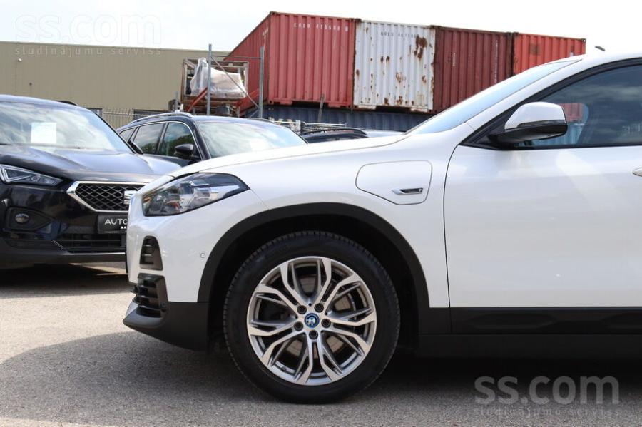 Balts BMW X2 2022 Rīga, ar dzinēja tilpumu 1.50 L un nobraukumu 111 tūkst. km par 25790 €, foto 33 vietnē AUTOMOTO.COM.LV