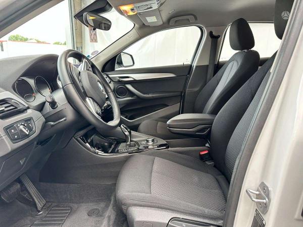 Balts BMW X2 2023 Viļņa, ar dzinēja tilpumu 1.50 L un nobraukumu 132 tūkst. km par 20449 €, foto 9 vietnē AUTOMOTO.COM.LV