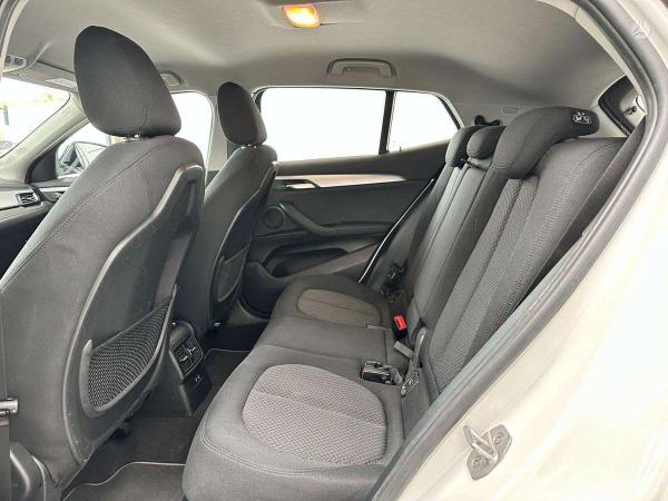 Balts BMW X2 2023 Viļņa, ar dzinēja tilpumu 1.50 L un nobraukumu 132 tūkst. km par 20449 €, foto 10 vietnē AUTOMOTO.COM.LV
