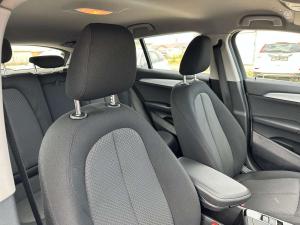 Balts BMW X2 2023 Viļņa, ar dzinēja tilpumu 1.50 L un nobraukumu 121 tūkst. km par 17990 €, foto 17 vietnē AUTOMOTO.COM.LV