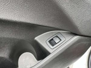 Balts BMW X2 2023 Viļņa, ar dzinēja tilpumu 1.50 L un nobraukumu 121 tūkst. km par 17990 €, foto 21 vietnē AUTOMOTO.COM.LV