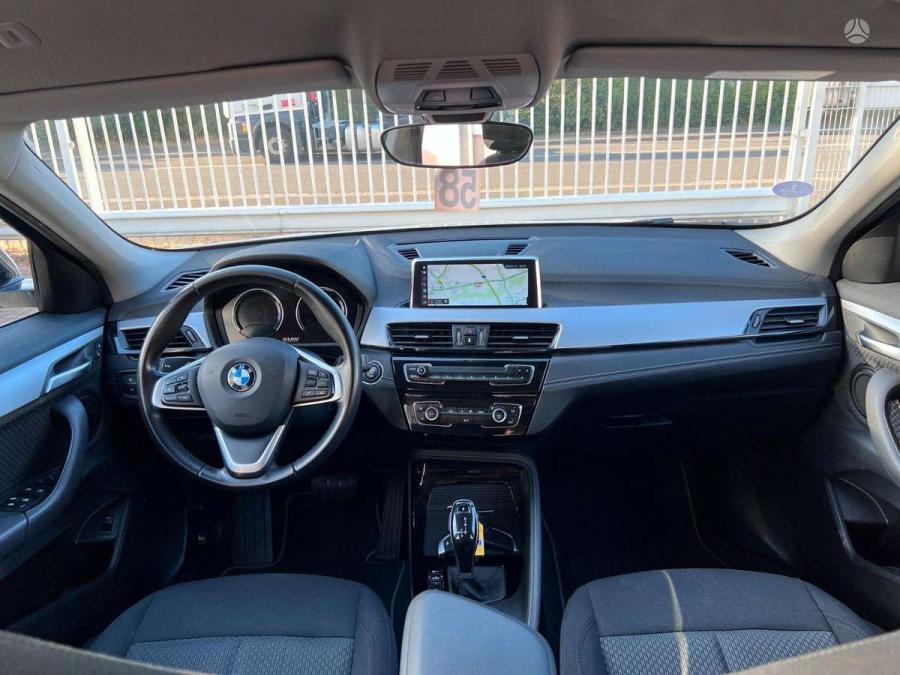 Balts BMW X2 2023 Viļņa, ar dzinēja tilpumu 1.50 L un nobraukumu 163 tūkst. km par 18392 €, foto 10 vietnē AUTOMOTO.COM.LV