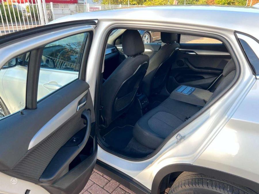 Balts BMW X2 2023 Viļņa, ar dzinēja tilpumu 1.50 L un nobraukumu 163 tūkst. km par 18392 €, foto 20 vietnē AUTOMOTO.COM.LV