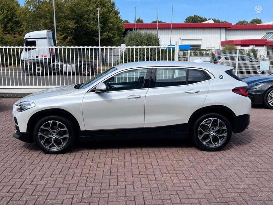 Balts BMW X2 2023 Viļņa, ar dzinēja tilpumu 1.50 L un nobraukumu 144 tūkst. km par 19602 €, foto 3 vietnē AUTOMOTO.COM.LV