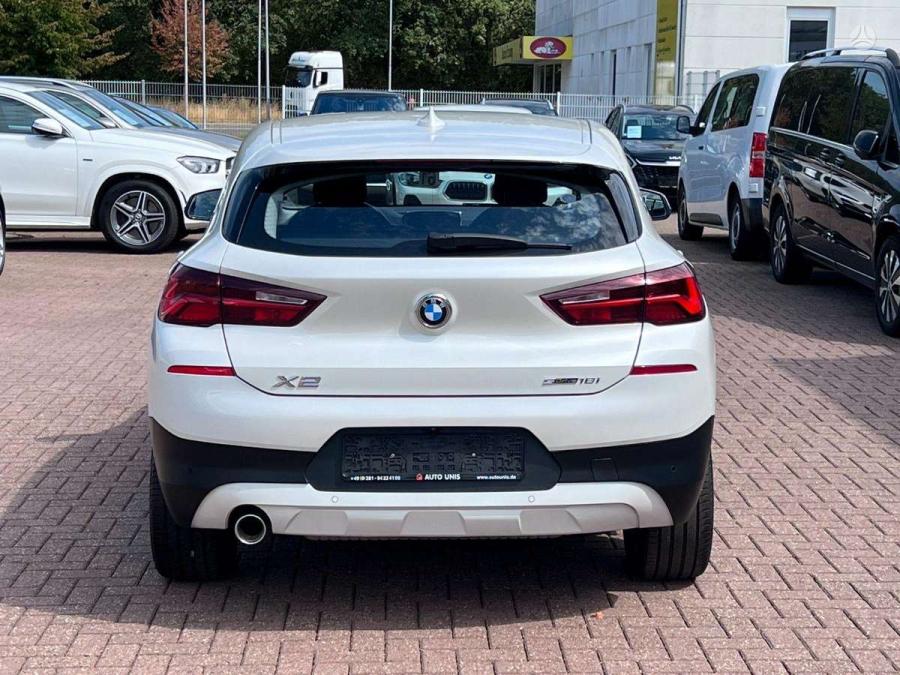 Balts BMW X2 2023 Viļņa, ar dzinēja tilpumu 1.50 L un nobraukumu 144 tūkst. km par 19602 €, foto 5 vietnē AUTOMOTO.COM.LV