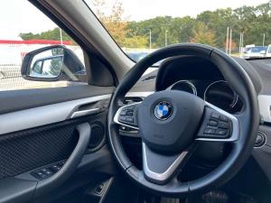 Balts BMW X2 2023 Viļņa, ar dzinēja tilpumu 1.50 L un nobraukumu 144 tūkst. km par 19602 €, foto 18 vietnē AUTOMOTO.COM.LV