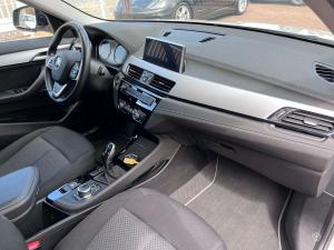 Balts BMW X2 2023 Viļņa, ar dzinēja tilpumu 1.50 L un nobraukumu 144 tūkst. km par 19602 €, foto 32 vietnē AUTOMOTO.COM.LV