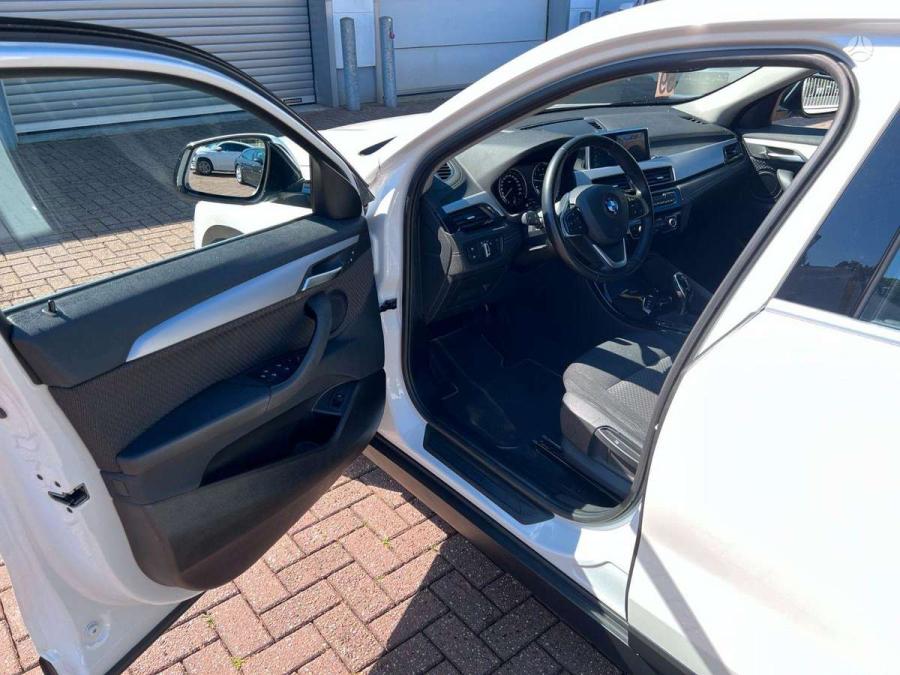 Balts BMW X2 2023 Viļņa, ar dzinēja tilpumu 1.50 L un nobraukumu 186 tūkst. km par 18029 €, foto 10 vietnē AUTOMOTO.COM.LV