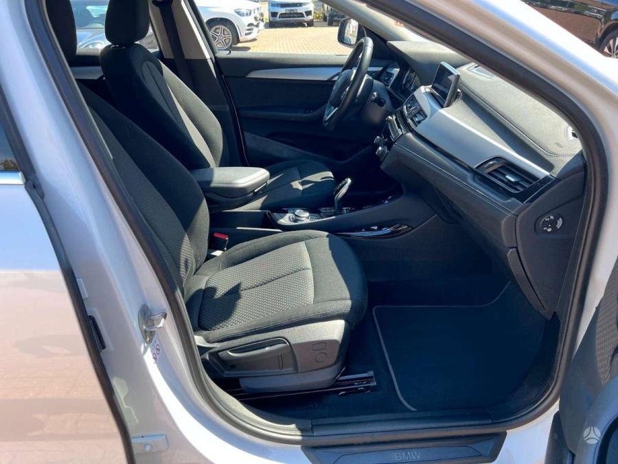 Balts BMW X2 2023 Viļņa, ar dzinēja tilpumu 1.50 L un nobraukumu 186 tūkst. km par 18029 €, foto 35 vietnē AUTOMOTO.COM.LV