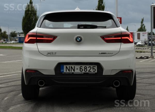 White BMW X2 2018 in Riga, with an engine capacity of 2.00 L and mileage of 175 thousand km for 17400 €, photo 4 on AUTOMOTO.COM.LV