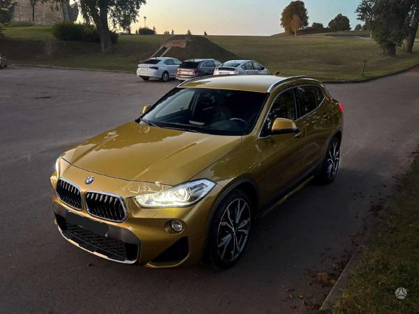 Yellow BMW X2 2018 in Kaunas, with an engine capacity of 2.00 L and mileage of 128 thousand km for 17000 €, photo 1 on AUTOMOTO.COM.LV