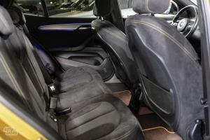 Yellow BMW X2 2018 in Vilnius, with an engine capacity of 2.00 L and mileage of 131 thousand km for 19952 €, photo 21 on AUTOMOTO.COM.LV