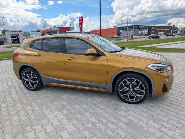Dzeltens BMW X2 2018 Tauragė, ar dzinēja tilpumu 2.00 L un nobraukumu 98 tūkst. km par 18500 €, foto 5 vietnē AUTOMOTO.COM.LV