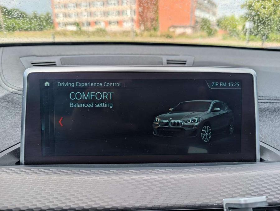 Dzeltens BMW X2 2018 Tauragė, ar dzinēja tilpumu 2.00 L un nobraukumu 98 tūkst. km par 18500 €, foto 18 vietnē AUTOMOTO.COM.LV