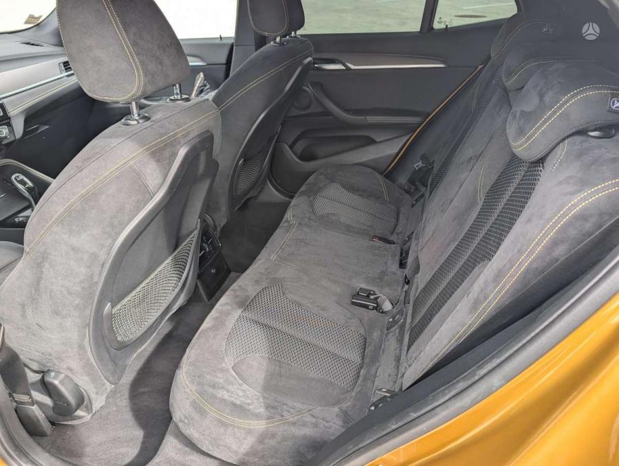 Dzeltens BMW X2 2018 Tauragė, ar dzinēja tilpumu 2.00 L un nobraukumu 98 tūkst. km par 18500 €, foto 20 vietnē AUTOMOTO.COM.LV