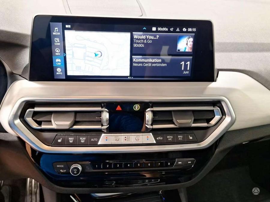 Black BMW X3 2024 in Vilnius, with an engine capacity of 2.00 L and mileage of 32 thousand km for 50990 €, photo 13 on AUTOMOTO.COM.LV