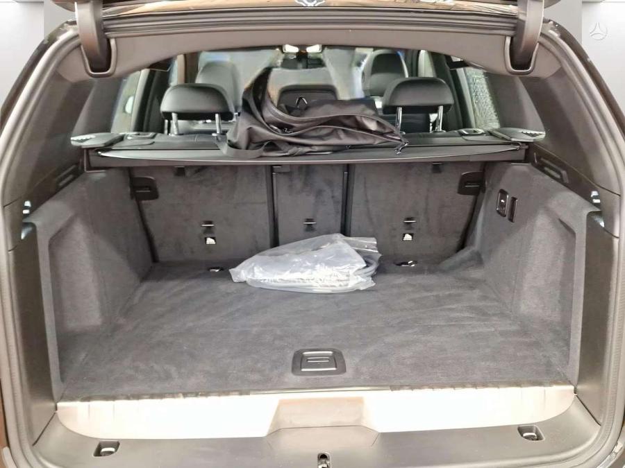 Black BMW X3 2024 in Vilnius, with an engine capacity of 2.00 L and mileage of 32 thousand km for 50990 €, photo 20 on AUTOMOTO.COM.LV