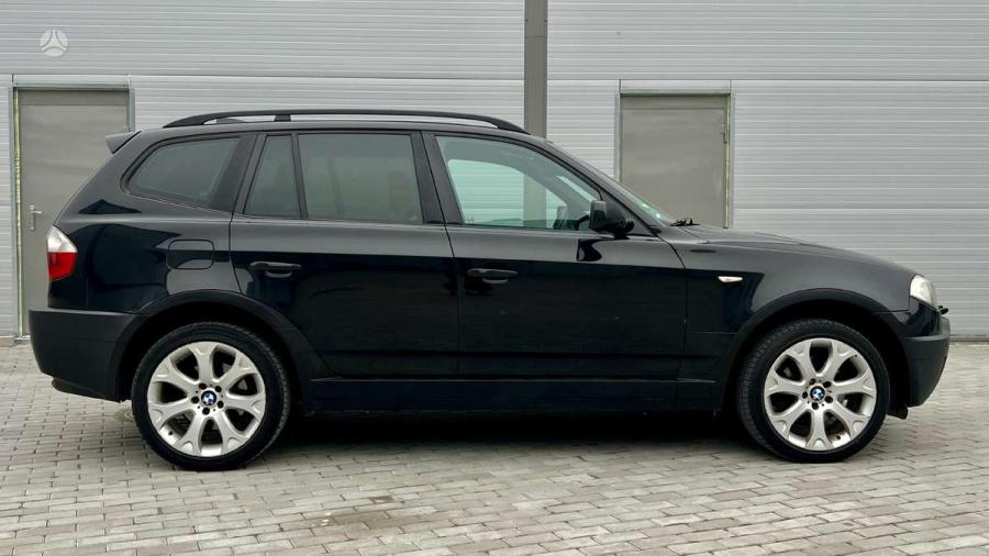 Melns BMW X3 2004 Viļņa, ar dzinēja tilpumu 2.99 L un nobraukumu 330 tūkst. km par 3900 €, foto 4 vietnē AUTOMOTO.COM.LV