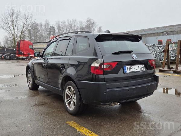 Black BMW X3 2004 in Riga, with an engine capacity of 3.00 L and mileage of 403 thousand km for 3500 €, photo 4 on AUTOMOTO.COM.LV