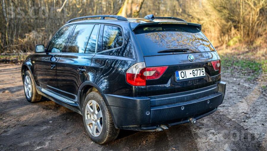 Black BMW X3 2004 in Liepaja, with an engine capacity of 3.00 L and mileage of 295 thousand km for 4350 €, photo 8 on AUTOMOTO.COM.LV