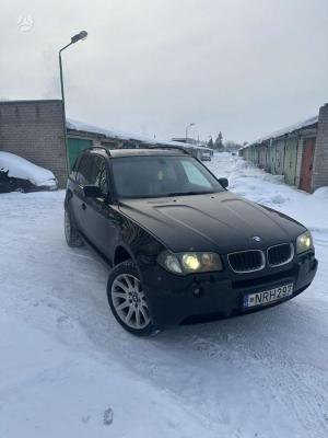 Melns BMW X3 2004 Klaipėda, ar dzinēja tilpumu 3.00 L un nobraukumu 295 tūkst. km par 2850 €, foto 4 vietnē AUTOMOTO.COM.LV