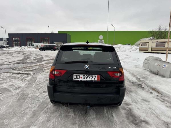 Black BMW X3 2004 in Kaunas, with an engine capacity of 2.99 L and mileage of 220 thousand km for 3200 €, photo 5 on AUTOMOTO.COM.LV