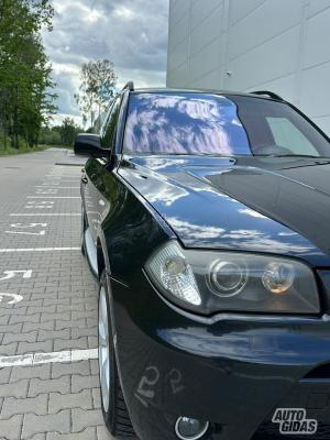 Black BMW X3 2004 in Kaunas, with an engine capacity of 3.00 L and mileage of 346 thousand km for 2900 €, photo 10 on AUTOMOTO.COM.LV