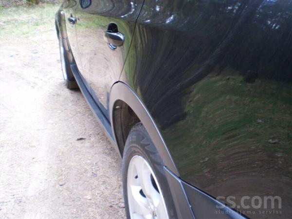 Melns BMW X3 2004 Daugavpils, ar dzinēja tilpumu 3.00 L un nobraukumu 422 tūkst. km par 2800 €, foto 3 vietnē AUTOMOTO.COM.LV