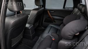Black BMW X3 2004 in Riga, with an engine capacity of 3.00 L and mileage of 308 thousand km for 4600 €, photo 15 on AUTOMOTO.COM.LV