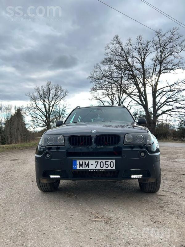 Black BMW X3 2004 in Gulbene, with an engine capacity of 3.00 L and mileage of 304 thousand km for 5300 €, photo 3 on AUTOMOTO.COM.LV