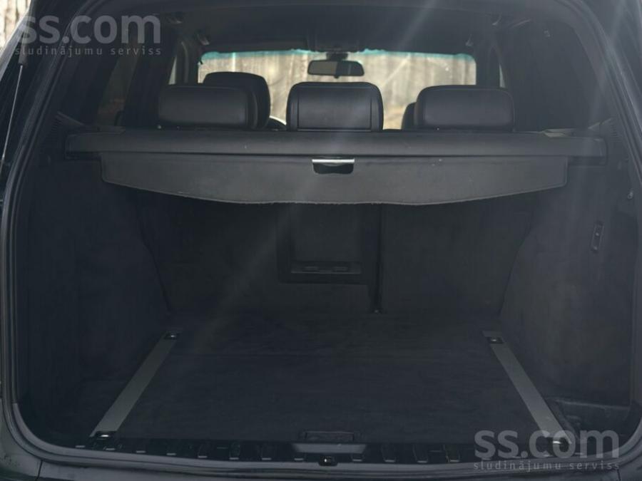 Black BMW X3 2004 in Jelgava, with an engine capacity of 3.00 L and mileage of 435 thousand km for 3350 €, photo 7 on AUTOMOTO.COM.LV