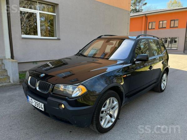 Черный БМВ Х3 2004 в Валмиера, объемом двигателя 2.00 л и пробегом 463 тыс. км за 2490 €, фото 1 на AUTOMOTO.COM.LV