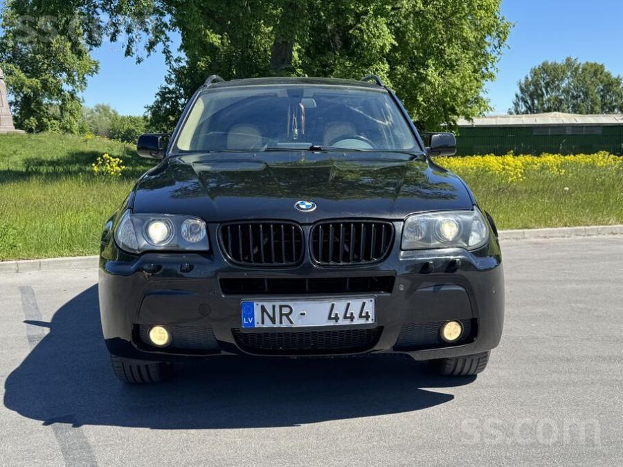 Melns BMW X3 2004 Rīga, ar dzinēja tilpumu 2.50 L un nobraukumu 355 tūkst. km par 3690 €, foto 1 vietnē AUTOMOTO.COM.LV