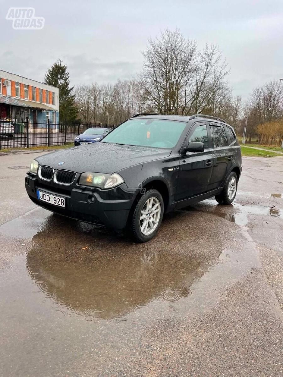 Black BMW X3 2004 in Vilnius, with an engine capacity of 3.00 L and mileage of 245 thousand km for 3000 €, photo 3 on AUTOMOTO.COM.LV