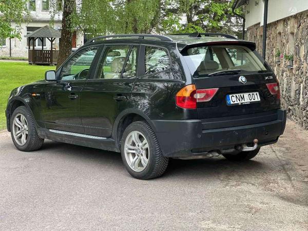 Melns BMW X3 2004 Panevēža, ar dzinēja tilpumu 2.99 L un nobraukumu 252 tūkst. km par 2550 €, foto 4 vietnē AUTOMOTO.COM.LV