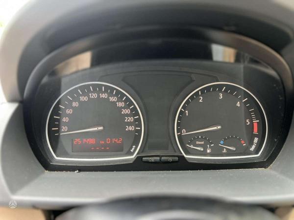Melns BMW X3 2004 Panevēža, ar dzinēja tilpumu 2.99 L un nobraukumu 252 tūkst. km par 2550 €, foto 10 vietnē AUTOMOTO.COM.LV