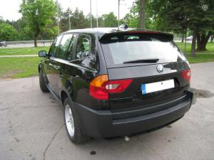Black BMW X3 2004 in Vilnius, with an engine capacity of 2.00 L and mileage of 225 thousand km for 3700 €, photo 4 on AUTOMOTO.COM.LV