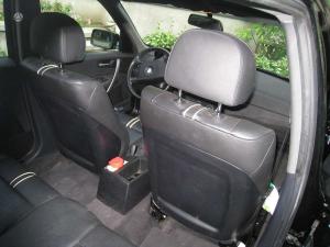 Black BMW X3 2004 in Vilnius, with an engine capacity of 2.00 L and mileage of 225 thousand km for 3700 €, photo 9 on AUTOMOTO.COM.LV