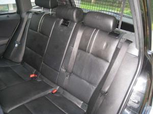 Black BMW X3 2004 in Vilnius, with an engine capacity of 2.00 L and mileage of 225 thousand km for 3700 €, photo 16 on AUTOMOTO.COM.LV