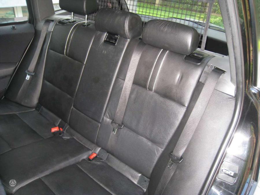 Black BMW X3 2004 in Vilnius, with an engine capacity of 2.00 L and mileage of 225 thousand km for 3700 €, photo 18 on AUTOMOTO.COM.LV